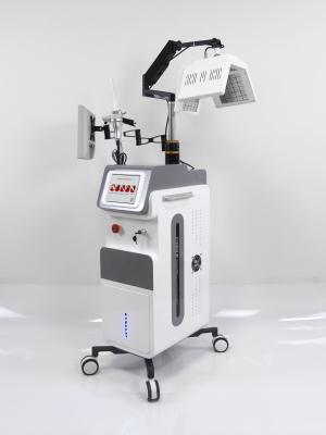 Cina 5 in 1 attrezzatura del salone di bellezza di terapia del diodo della macchina 650nm di crescita dei capelli del laser in vendita