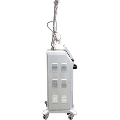 China Tightening Skin Fractional CO2 Laser Beauty Machine For Acne Pigment Scar Removal for sale