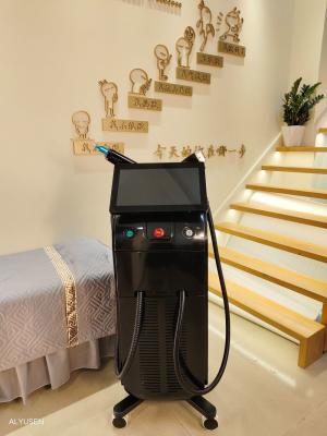 Cina 3600W Multiplice Diode Laser depilazione a lunghezza d'onda con raffreddamento TEC in vendita