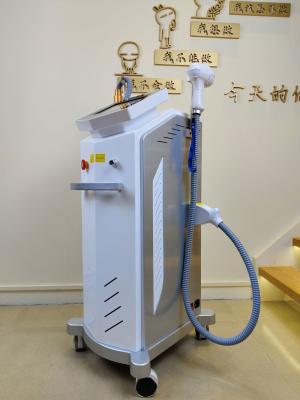 China 755 808 1064nm diode laser ontharing machine met halfgeleider koeling Te koop