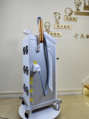 Cina Macchina di depilazione laser a diodo a doppia funzione 755/808/1064NM in vendita