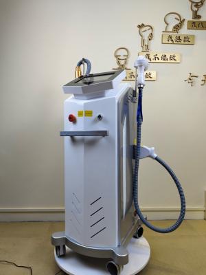 중국 전문 다이오드 레이저 탈모 기계 755/808/1064 NM 파장 비키니 / 친밀한 피부 판매용