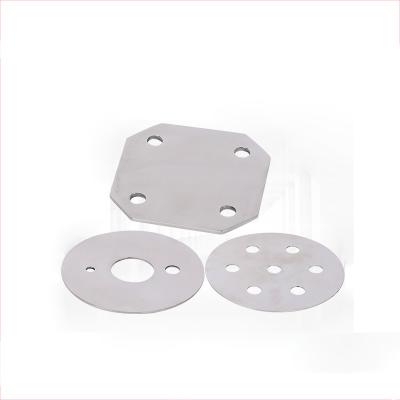 Cina 7075 parti SS316 di taglio del laser del metallo TC4 che saldano taglio tagliente circolare del quadrato in vendita