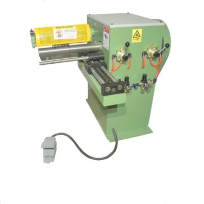 Cina Macchina avanzata di taglio a cintura di sabbia completamente automatica per la produzione di prodotti a cintura abrasiva in vendita
