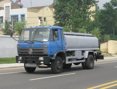 China Dongfeng 6 Wheels 8m3 10m3 Oil Tank Truck Carbon Steel Diesel / Gasoline Transport Truck for sale