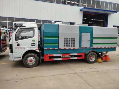 China China Dongfeng Multi-Functional Small Vacuum Road Sweeping Cleaning Equipment Truck for sale