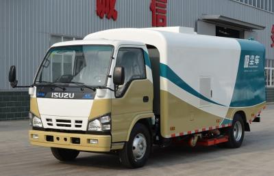 China ISUZU 4cbm 6cbm Dust Suction Truck Street Cleaning Machine , Road Vacuum Cleaner Truck for sale