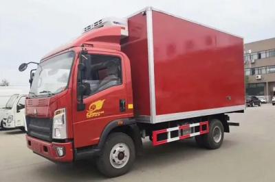 China Sinotruck HOWO 4X2 5-10t Freezer Cooling Refrigerator/Refrigerated Truck for sale