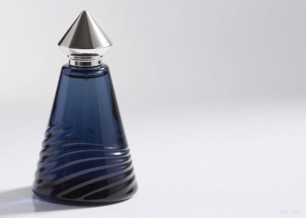 Quality Customized Blue Perfume Bottle 30ml Empty Perfume Glass Bottles 4.6cm Out diameter for sale