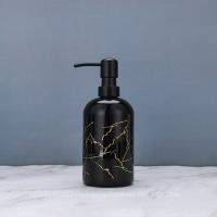 China 500ml Glass Shampoo Bottles with Pump Customizable Colors Leak Proof Square Design for sale