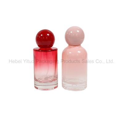 China Round Shaped Cosmetic Spray Bottle Fine Mist Sprayer Customizable Colors for sale