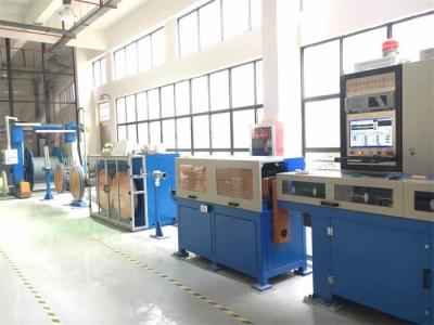 China 1550mm Bindende van de de Kabelproductielijn van de Hoogtevezel Optische SZ Strander Bestand Moeheid Te koop