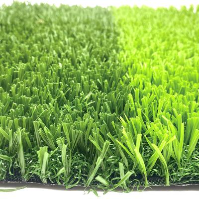 中国 9000 Dtexの装飾的な20mmのプラスチック カーペットを美化している人工的な芝生の草 販売のため