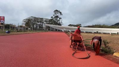 Cina resistenza della corrosione pareggiante di gomma del materiale della pista di spessore di 10mm in vendita