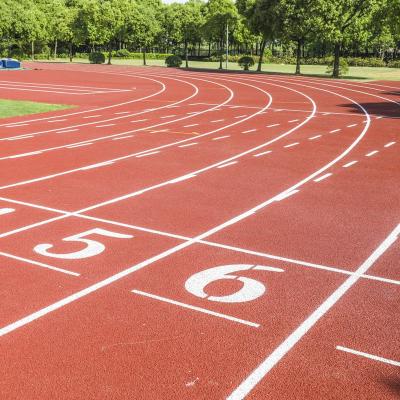 中国 衝撃吸収性の合成物質の連続したトラックに床を張る13mmの厚さのEcoのスポーツ 販売のため
