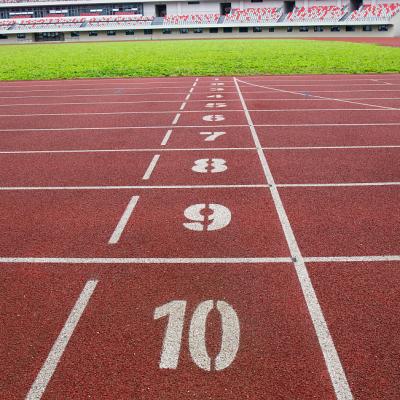 China La pista corrente atletica di gomma impermeabile per qualsiasi tempo ha approvato la pista corrente di gomma for sale