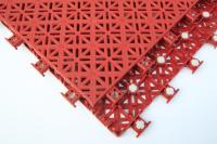 China PP Interlocking Garage Carpet Tiles 400x400x18mm Load Capacity 2500N Red Rot Proof for sale