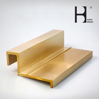 中国 C3800/C3850 建築材の固体放出の真鍮の窓枠 販売のため