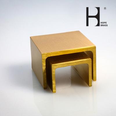 Китай Латунная форма U-раздела для канала следа латунного u двери или окна продается