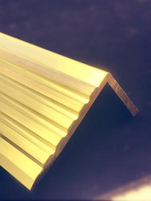 中国 真鍮のスリップ防止階段ストリップとしてゆっくり進むミラーの磨く銅階段 販売のため