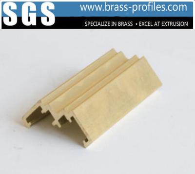 Profil de porte et de fenêtre en cuivre avec procédé de polissage par extrusion