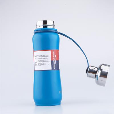 Cina Bottiglia da bere personalizzata da 1 litro Bottiglia d'acqua filtro, 500/1000 ml Bottiglia d'acqua in metallo di Tritano inossidabile in vendita