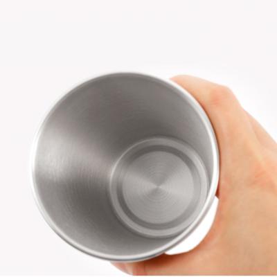 Cina 16 Oz Coppe da bere in metallo non rottibili Coppe da birra senza BPA, metallo a prova di frattura Coppe da bere stackabili per adulti o bambini in vendita