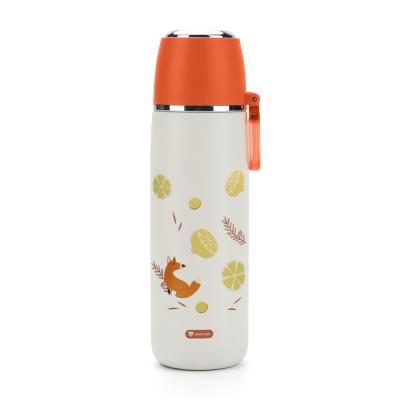 Cina 2022 Sublimation Blanks Vacuum Coffee Tumbler Drinkware durevole con una tazza di termos in vendita