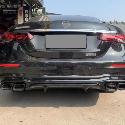 Cina Tubo in acciaio inossidabile in argento o nero per BENZ E63 Style W213 Altre parti del corpo in vendita