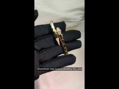 round diamond cut and vvs clarity high jewelry for medium size diamond collectors