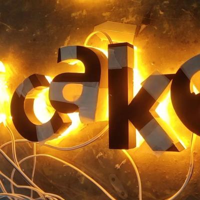 Cina Alta precisione 3D Neon Sign Making Automatic Sheet Iron Channel Letter Bending Machine in vendita