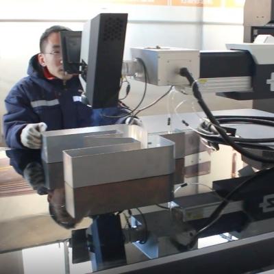 Cina EJON E500 Saldatore laser CNC per saldatura di precisione e lettere sfuse in vendita