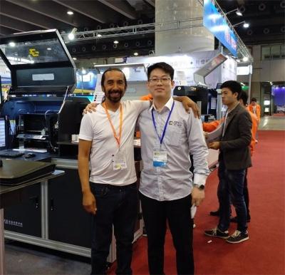 Cina Multi-materiali Process Shop Sign 3D LED Signage Making Channel Letter Bending Machine in vendita