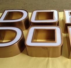 Cina ET20C Acrilica 3D Letter Signage Edge Letter Channel Notching Flanging Bending Machine in vendita