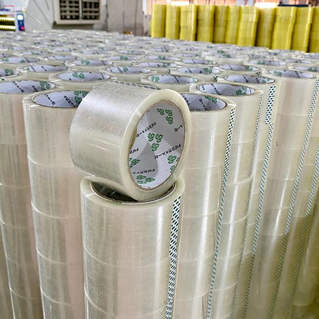 BOPP packing tape roll side view