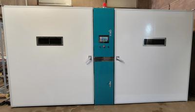 中国 温度の正確さ±0.5°Cの湿気の正確さ±3%RHの単段の定温器 販売のため