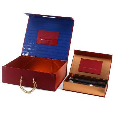 Cina Il logo lucido piegante premio su ordinazione del contenitore di regalo degli accessori del vino ha stampato la scatola di carta rigida con la maniglia in vendita