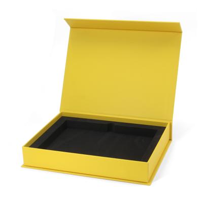 Cina Contenitore di regalo magnetico rigido di lusso su misura del taccuino che imballa con EVA Foam Insert in vendita
