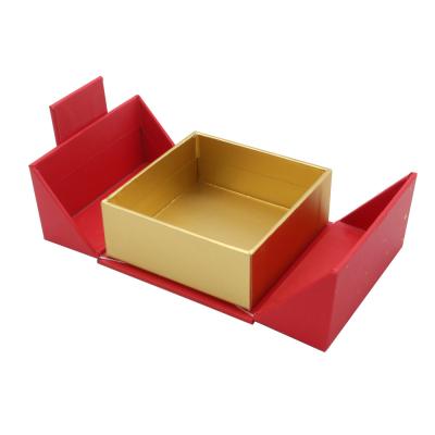 Cina Natale di carta rosso su ordinazione Eve Gift Box For Apparel della doppia porta di stampa offset in vendita