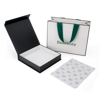 Cina Imballaggio con maniglie della scatola regalo pieghevole magnetica personalizzata in vendita
