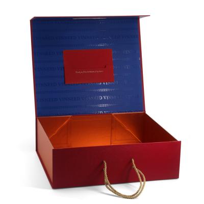 Cina carta magnetica pieghevole rossa carta regalo di cartone confezionamento lusso in vendita