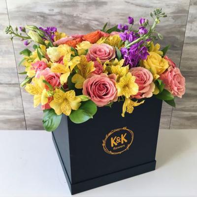 Cina Custom Logo stampato Luxury rigido cartone quadrato Flower Arrangement Box in vendita
