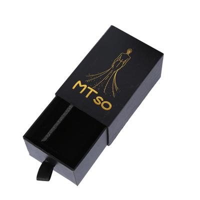 Cina Il contenitore di regalo di lusso della carta di stile del cassetto con l'inserzione nera della spugna progetta in vendita