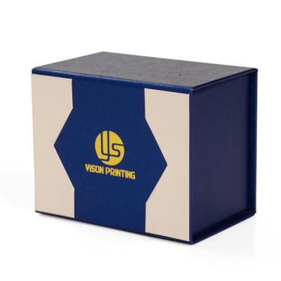 Cina Abitudine magnetica del contenitore di regalo del flat pack blu stampata con il materiale della carta di specialità in vendita
