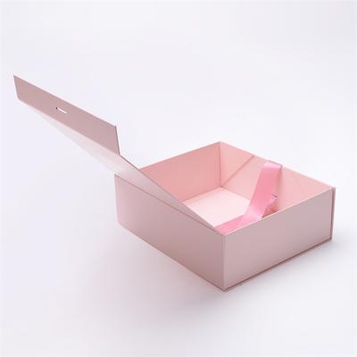 Cina Contenitore di regalo pieghevole del grande di stoccaggio cartone magnetico su ordinazione della chiusura in vendita