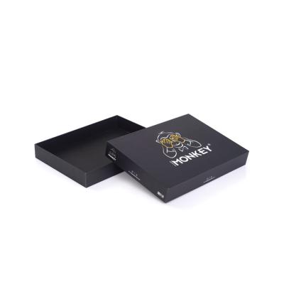 Cina Imballaggio di lusso su ordinazione di Matte Black Boxes For Clothing del cartone in vendita