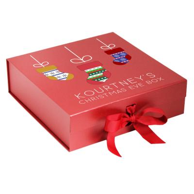 Cina Contenitore d'imballaggio piegante grande di stampa su ordinazione di regalo magnetico del paniere di notte di Natale con il nastro in vendita