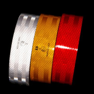 China ECE 104R High Conspicuity Marking Tape Acrylic Reflective Tape for Truck for sale
