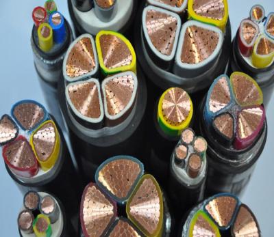 Cina Cavo di copra di alluminio isolante XLPE isolante blindato Cavo di alimentazione a bassa tensione in vendita