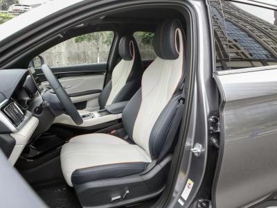 中国 EV 2021 DM私51KM Zungui版雑種のコンパクトSUV 132KW 1.5L 5の座席とBYDの歌 販売のため